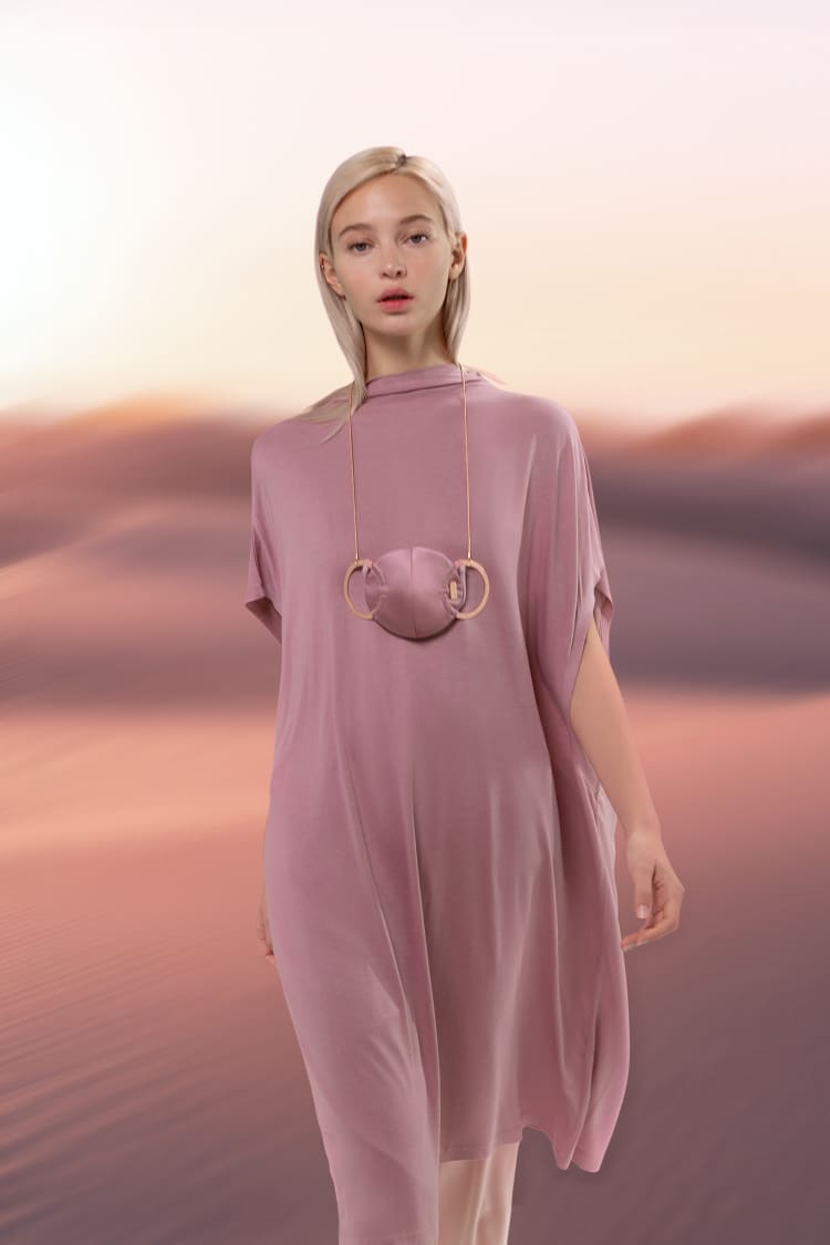 Pink silk mask with chain - MAM – MAM®